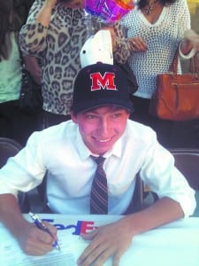 Chris Ingham signs to play golf for Ole Miss | Miami's Community News